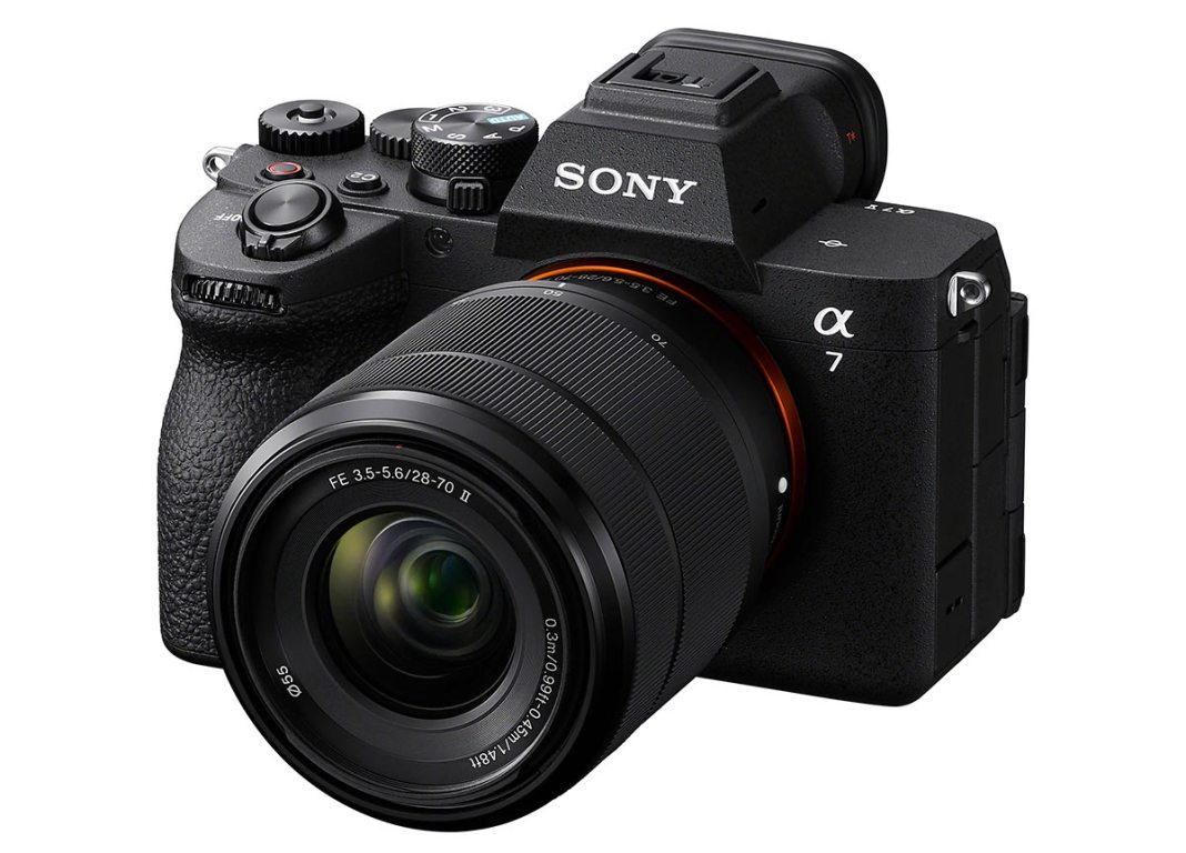 La Sony A7 V estrena sensor semiapilado de 33 MP y llega con un precio ...