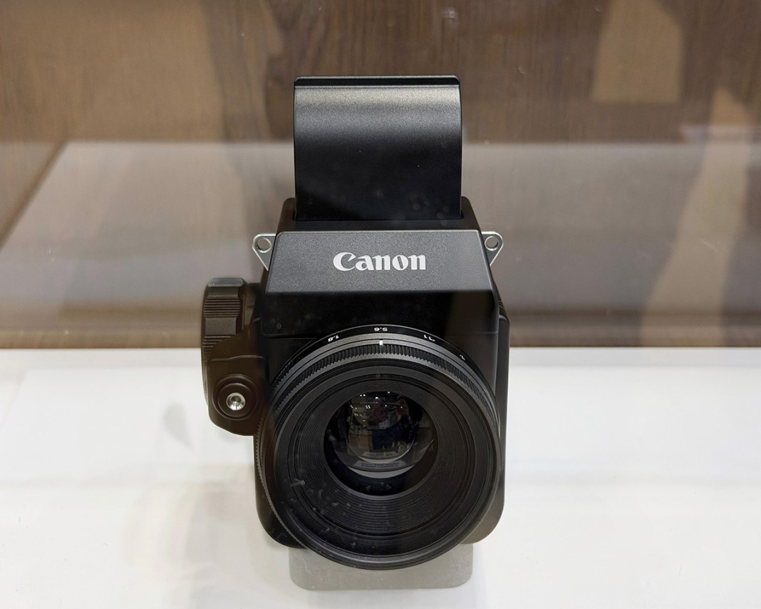 Esta cámara retro de Canon no es la que estábamos esperando: así es el ...